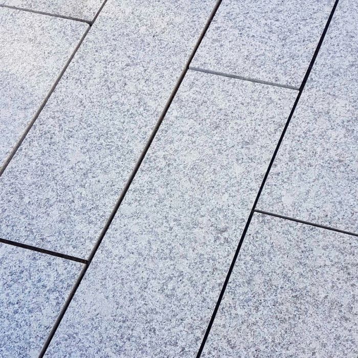 Silver Grey Granite - Sawn Edge - 800x200 - 20mm
